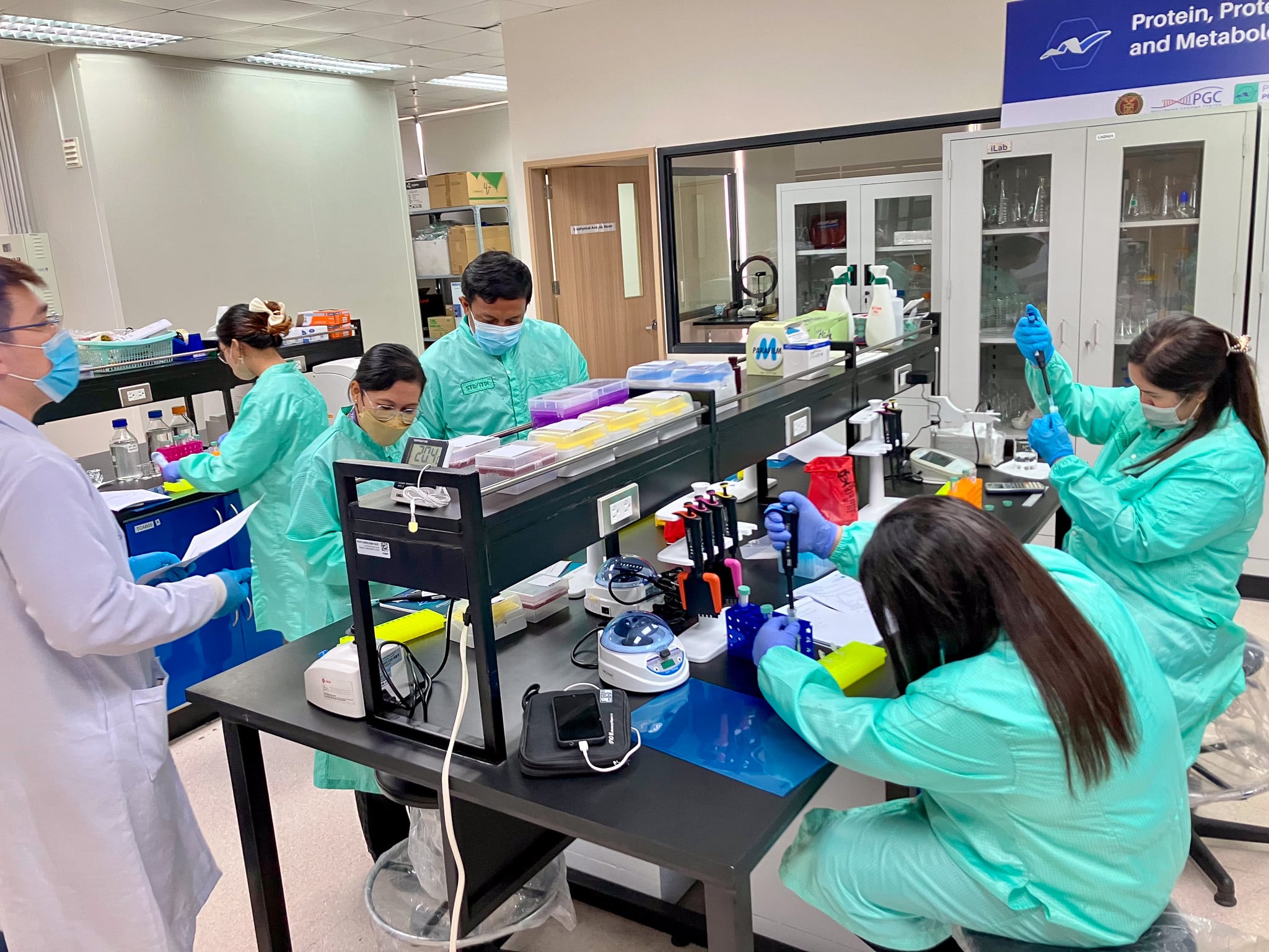 PPMF conducts LC-MS Proteomics training for ITDI – Philippine Genome Center